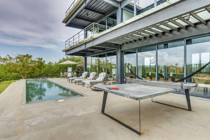 Private Chef Included! · Waterfront With 40ft Pool - Belize