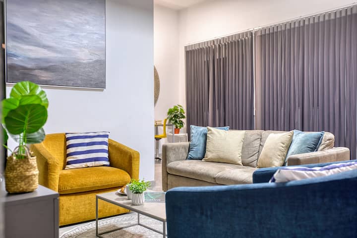 Sliema Archway Apartment Steps From Beach - Malta