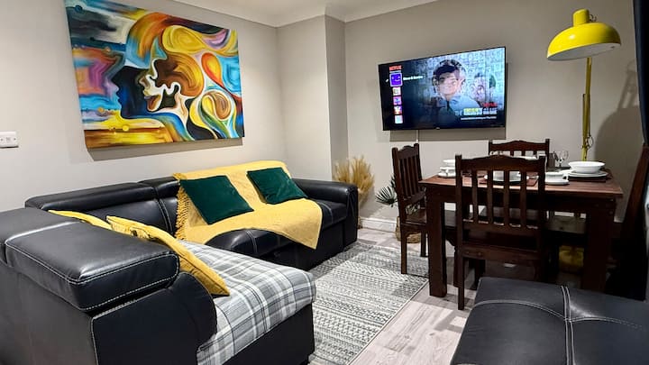 Contractor Perfect • 4 Bedrooms • Sleeps Up To 9 - Nottingham