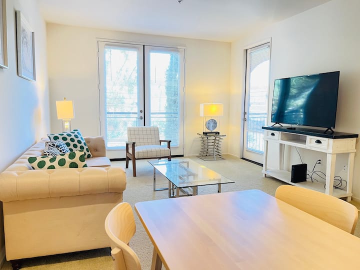 5 Mins Walk To Irvine Spectrum Center/2b2b/apt - Irvine, CA