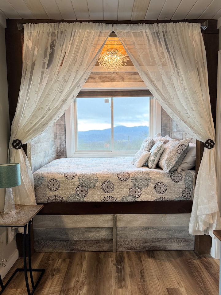 Grand View Ski Condo-3rd Flr-~4 Mi From Bm Resort - Beech Mountain, NC