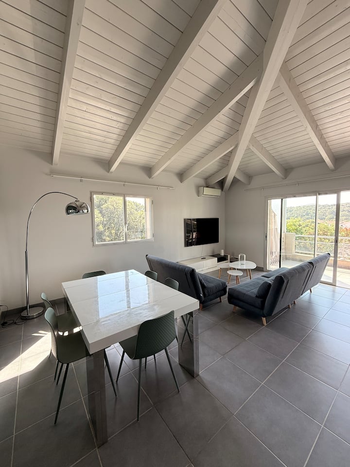 Bel Appartement Avec Terrasse Et Parking Privé - Porto-Vecchio