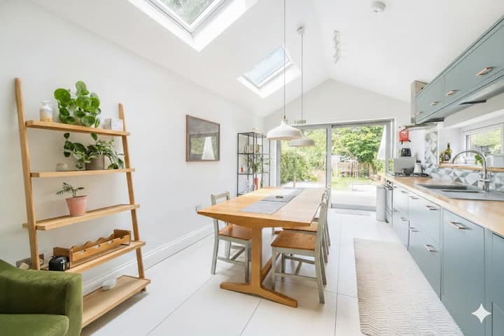 Quiet Devon Luxury Escape | Sleeps 6 - Honiton