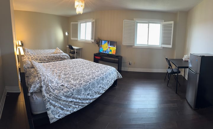 Luxury Suite On 2rd Floor - Lakeshore