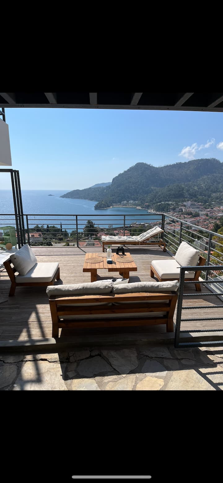 “Teras Ev Turunc“egenin İNcisi Engüzel Koyu Terası - İçmeler