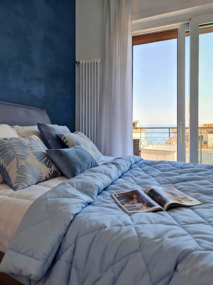 Seaview Luxury Apartment On The Waterfront - Minori