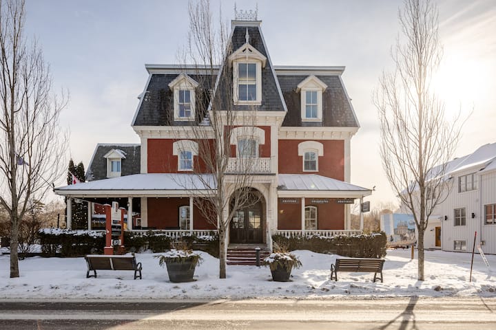 871 Shefford Suite 206 - Bromont