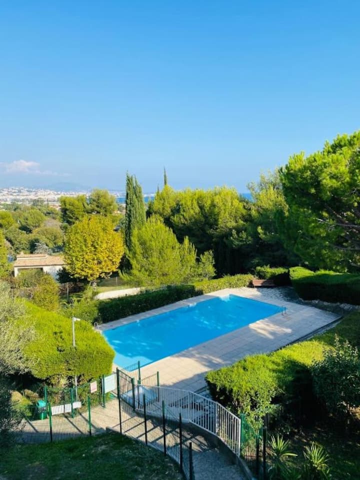 Studio Climatisé, Piscine, Jardin, Tennis, Parking - Villeneuve-Loubet