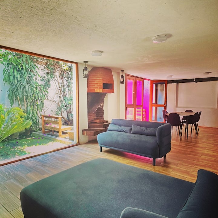 Casa Coyoacán 6br 6b (19 Pax) - Mexico City International Airport (MEX)