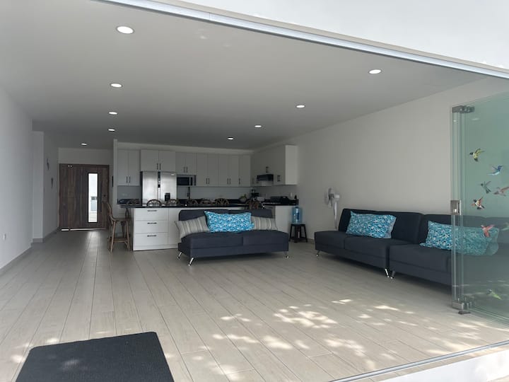 Surf City, Sunsetpark Luxury, Beachhouse Rocalinda - La Libertad, España