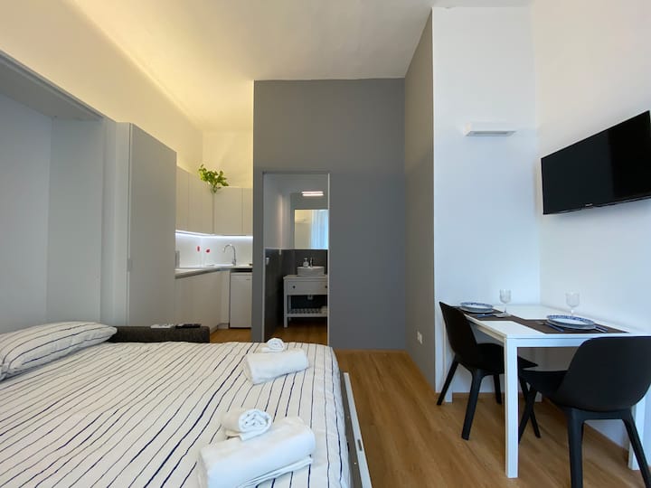 Moderno Tranquillo Monolocale - Marghera/stadio - Milano