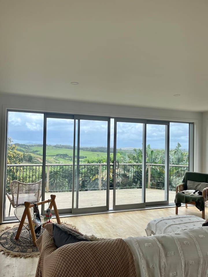 Rustic Family Retreat - On Lifestyle Block - Mangawhai