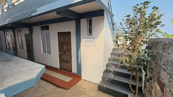 Cliffside Homestay One Upper & One Ground Room - Cherrapunji