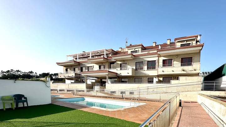 Apto. Residencial En Portonovo Con Dos Piscinas - Portonovo