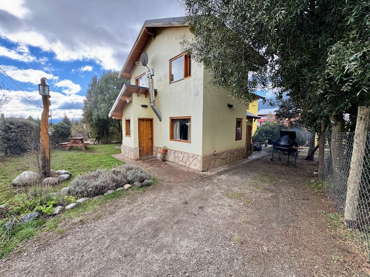 Alewekehue Casa En La Montaña Cerca C. Catedral - San Carlos de Bariloche