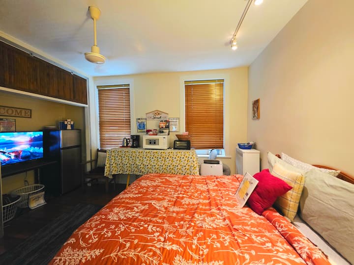 Studio On Main - Saugerties, NY