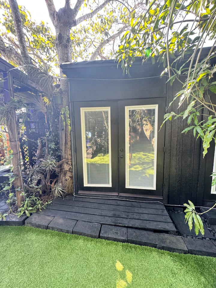 Private Dahl•house River Cabins - Sunrise, FL