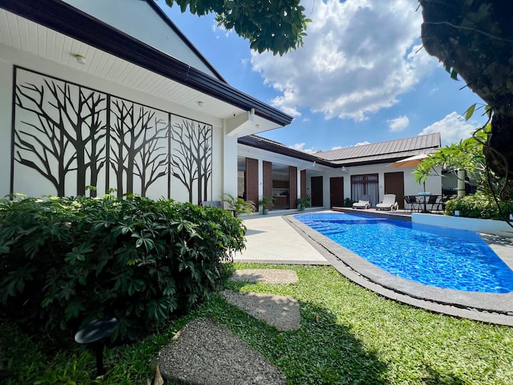 3 Bedroom Cozy Private Villa With Garden & Pool - Pagsanjan