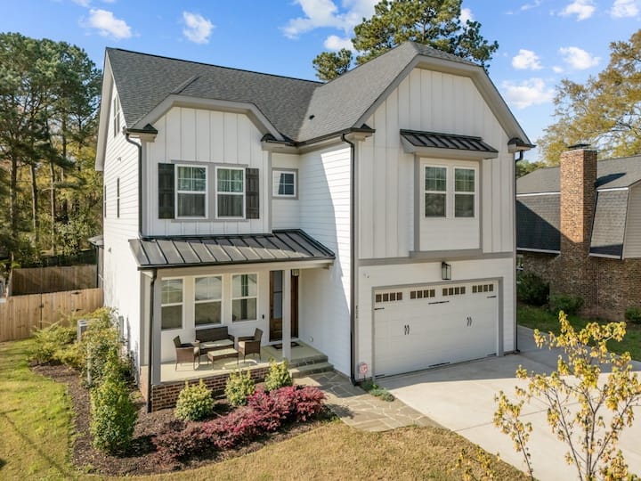 Triangle Comfort-in House In The Heart Of Apex - Apex, NC