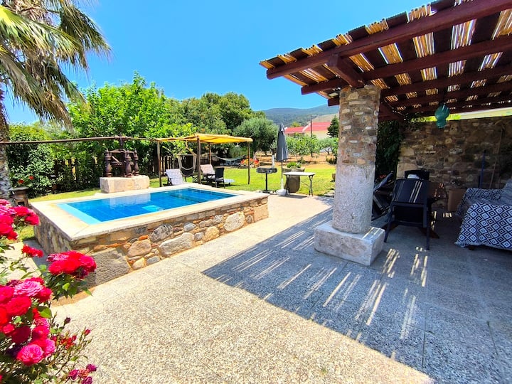 Traditional Villa With Swimming Pool, Lawn And Bbq - Kos