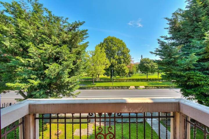 Casa Lia - By Happy Rentals - Desenzano del Garda