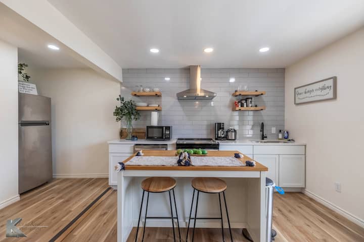 Humble Abode - Abilene, TX