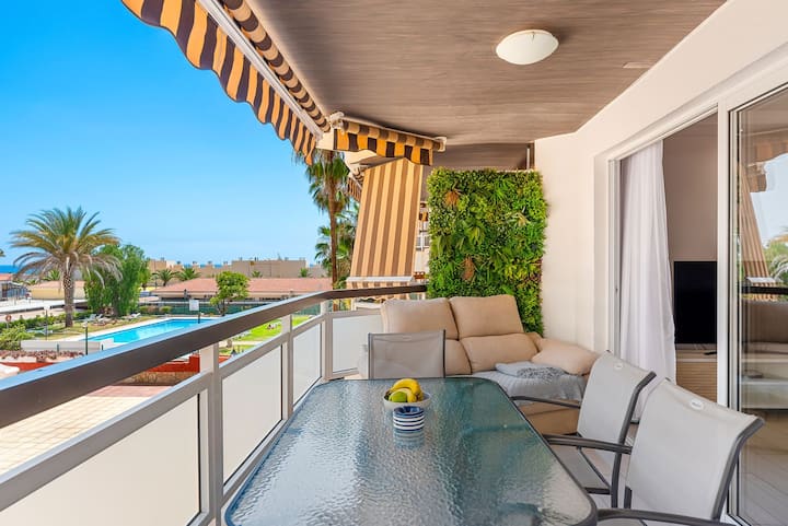 Fantastic Apartment - Sea & Pool Views - Los Cristianos