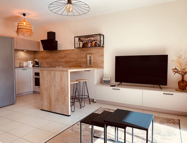 T2 Lumineux Avec Parking & Clim – Proche Centre - Narbona