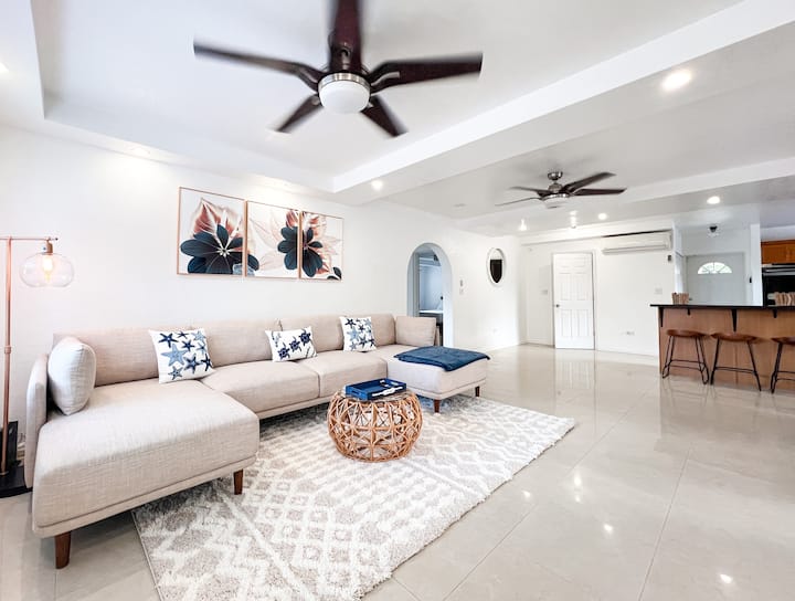 Casa Luna - 3 Minutes To Seven Mile Beach - Cayman Islands