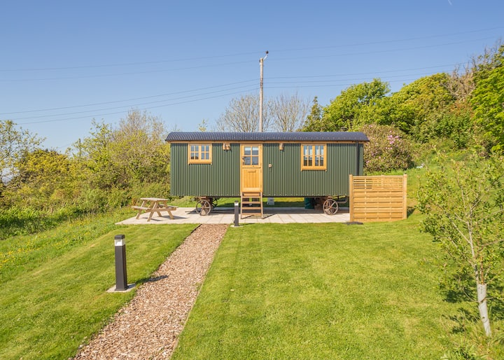 Wheal Shepherd Hut - St Agnes