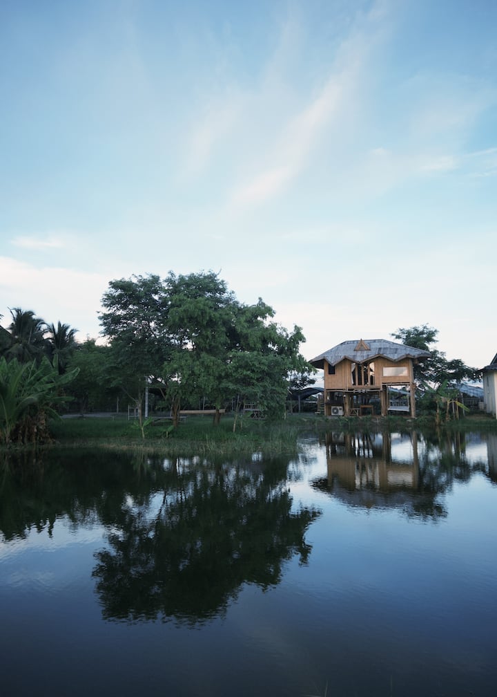 Egg Sell By Who Bamboo House Farmstay(large Room) - Chiang Mai