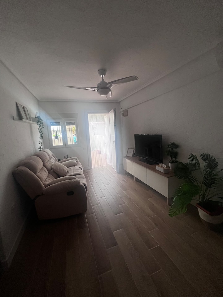 Bungalow En S.pola - Elche