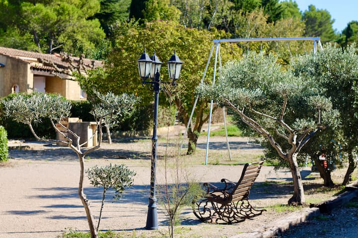 Mazet à Fontvieille - Séjour Cocooning En Provence - Fontvieille