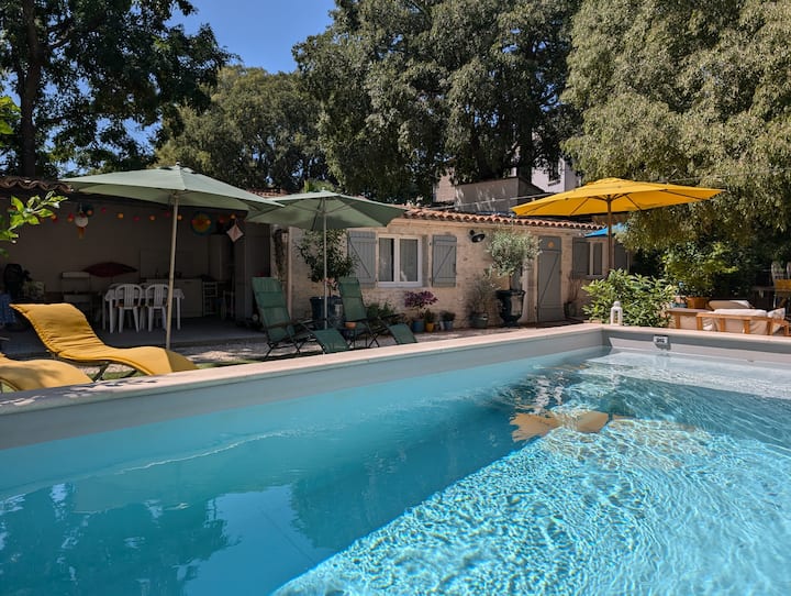 Mazet St-jacques, Accès Piscine. - Nîmes