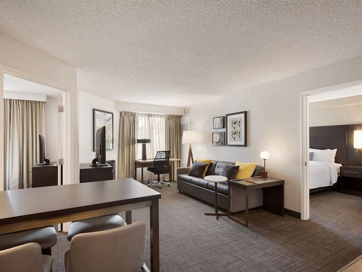 2 Modern Units, Minutes From Thomas Creek Park! - Reno, NV