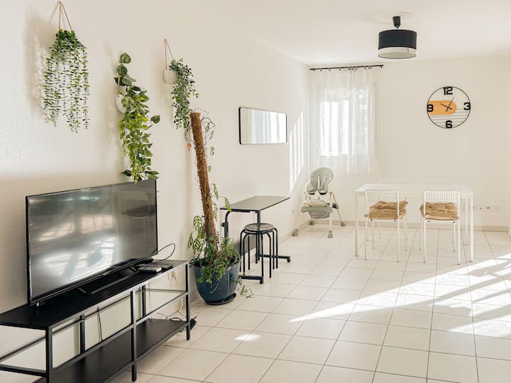 Préville Avec Terrasse + Parking - Montpellier