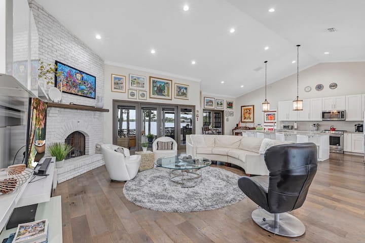 Lakefront Paradise Near Attractions - Winter Park, FL