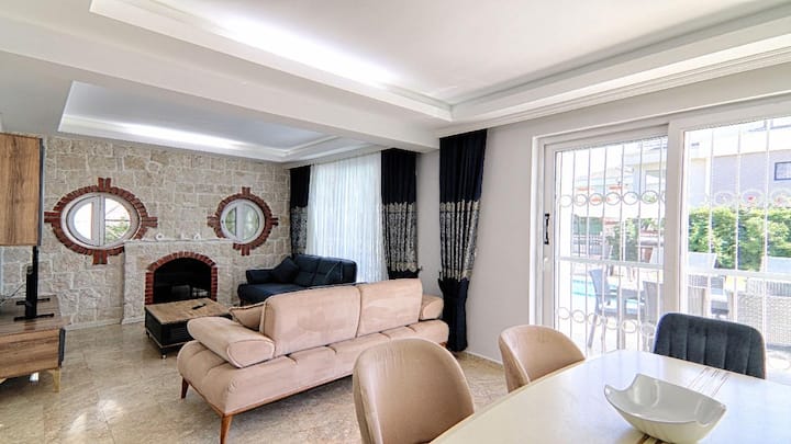 Sweet Villa 1 / 3+1 Müstakil Garajlı Havuzlu - Çalış Beach