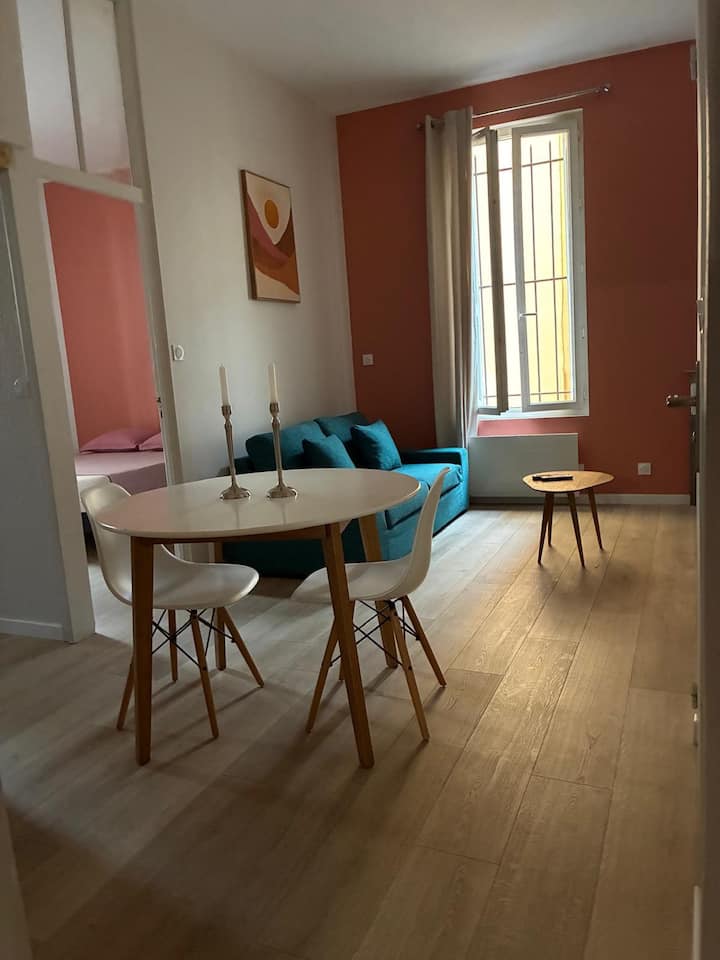 Charmant Appartement Entre Centre Ville Et Gare - Perpignan