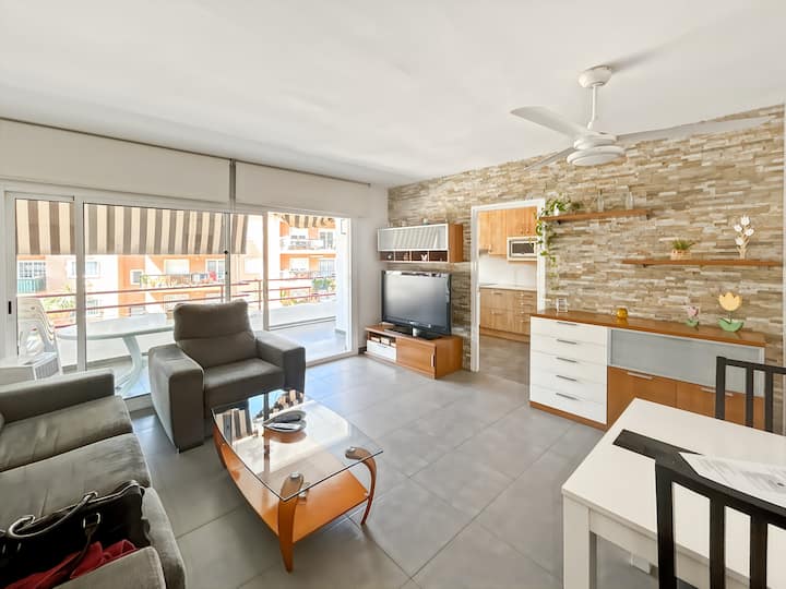 Appartement Lumineux Avec Terrasse à Platja D'aro - Playa de Aro