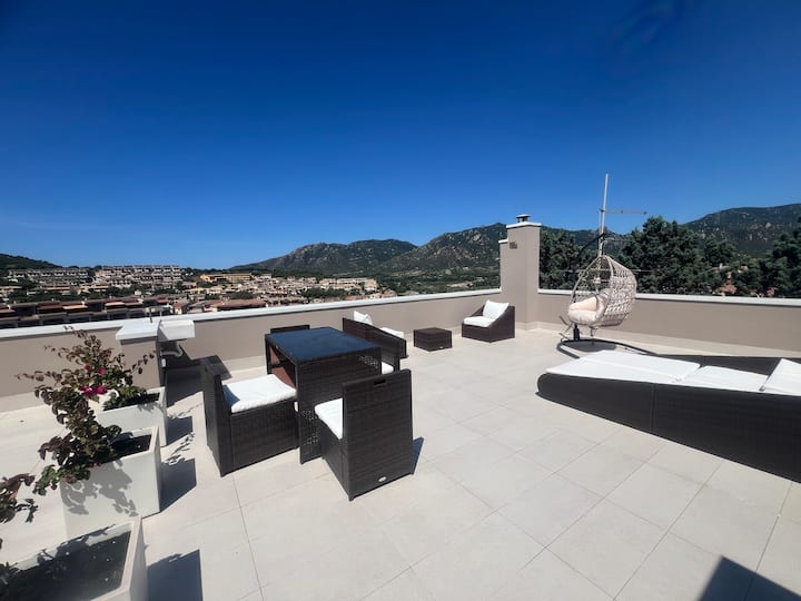 Ruhige Wohnung Mit Terrasse - Villasimius