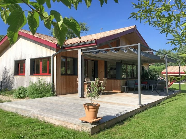 Belle Maison Bois Près Du Lac - Hourtin