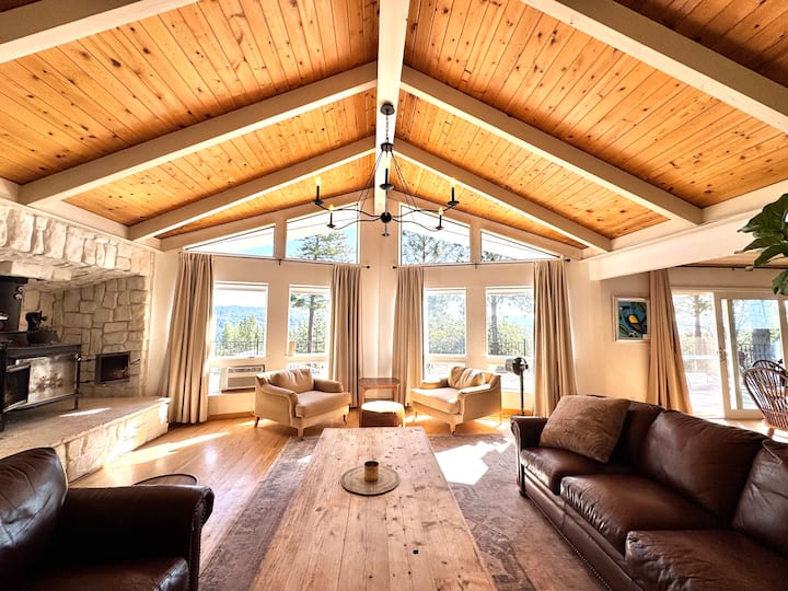 Breathtaking Vineyard & Mountain View Hideaway - Grass Valley, CA