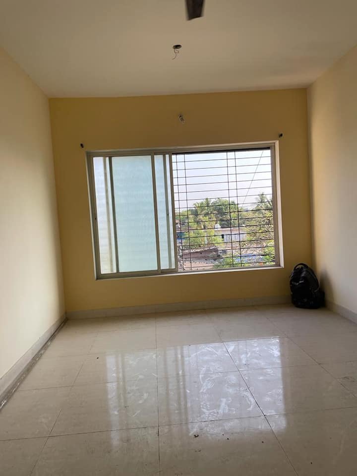 Natural Light,airy 2 Balconies,spacious - Palghar