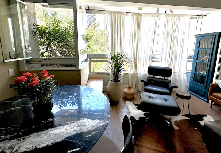 Apto Estiloso No Coração Da Praia Do Canto - Vitoria