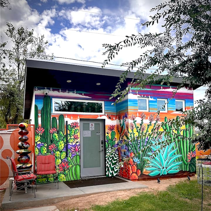 Modern Tiny House In Desirable Arcadia Area - Phoenix, AZ