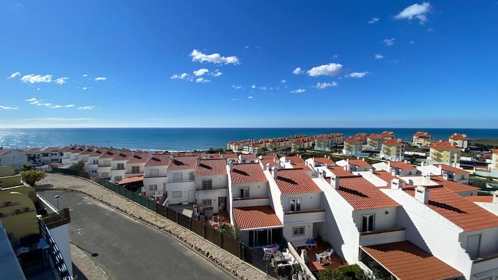 Ericeira Beach Apartment - Ericeira
