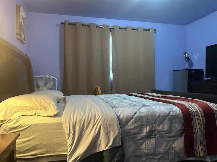 Airbnb Sharing Bathroom # 1 - Anchorage