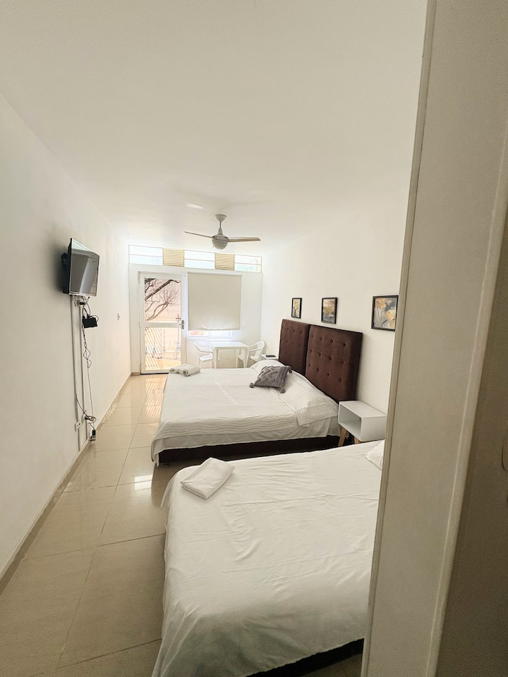 Acogedor Apartaestudio Con Patio - Cali