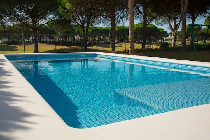 Chalet Con Vistas A Campo De Golf. - Novo Sancti Petri